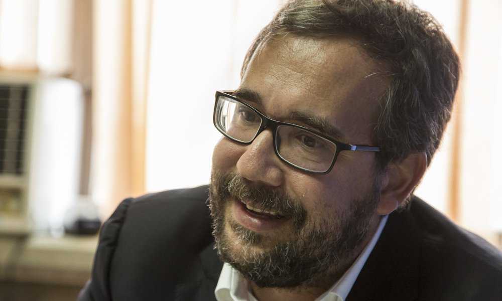 Michael Penfold: Negociación es la única vía para la transición - Banca ...