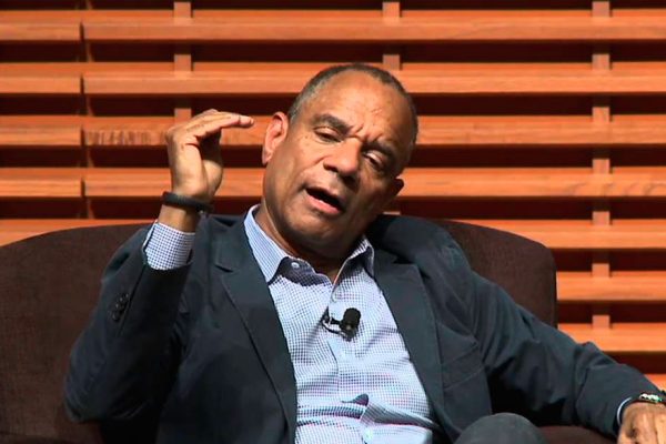 CEO de American Express deja el cargo tras 16 años al frente | Banca y ...