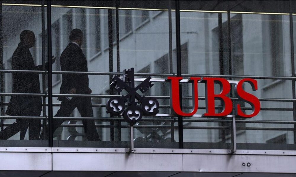 UBS se retira de la alianza global de bancos para combatir el cambio ...