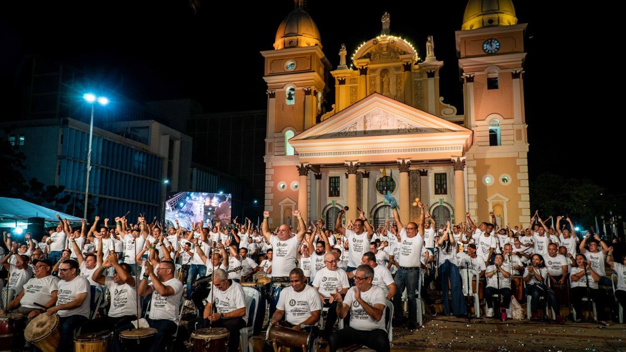 Otro más: Venezuela obtiene récord Guinness con la orquesta de gaita ...