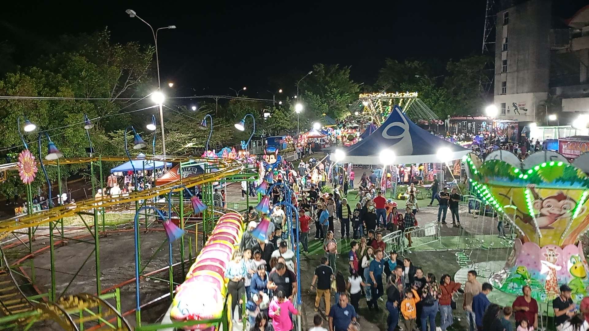 Al menos 215 mil turistas colombianos ingresaron a Táchira por la Feria ...