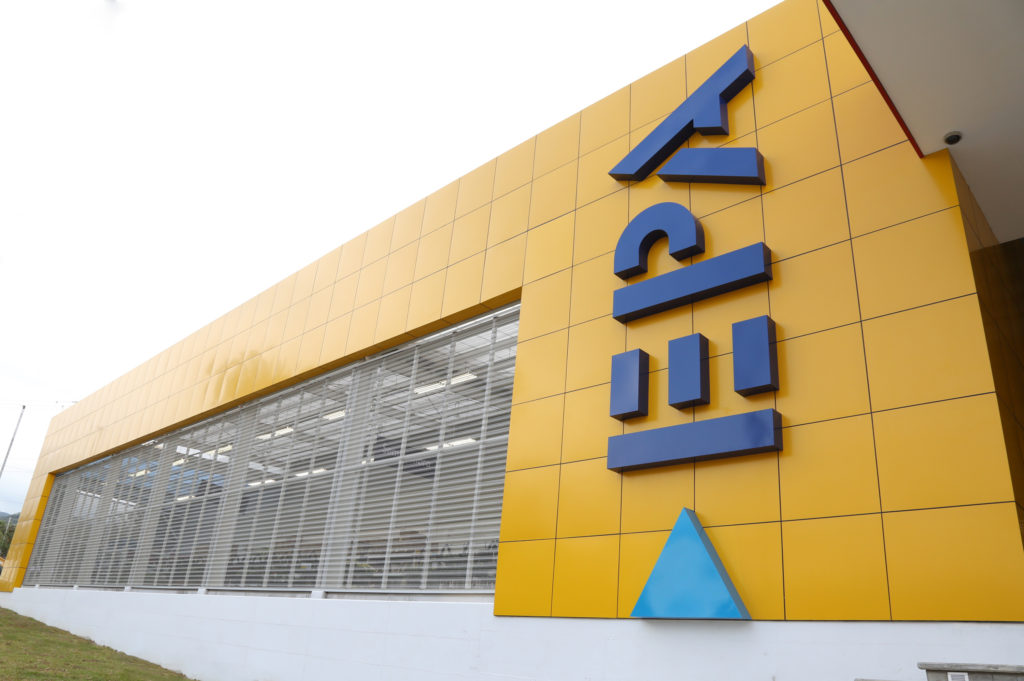 Tiendas EPA son centros de acopio de donaciones a familias afectadas ...